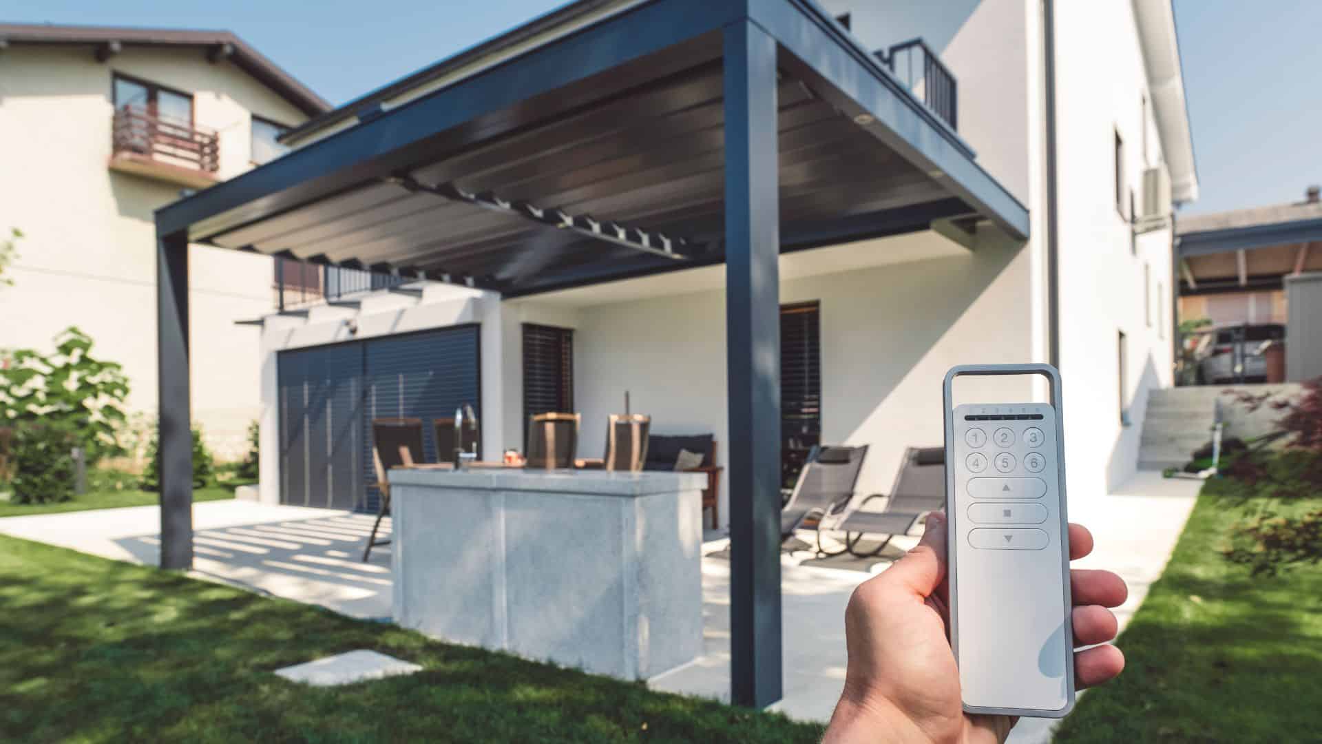 Aménagez un coin ombragé : découvrez les meilleures pergolas solaires ...